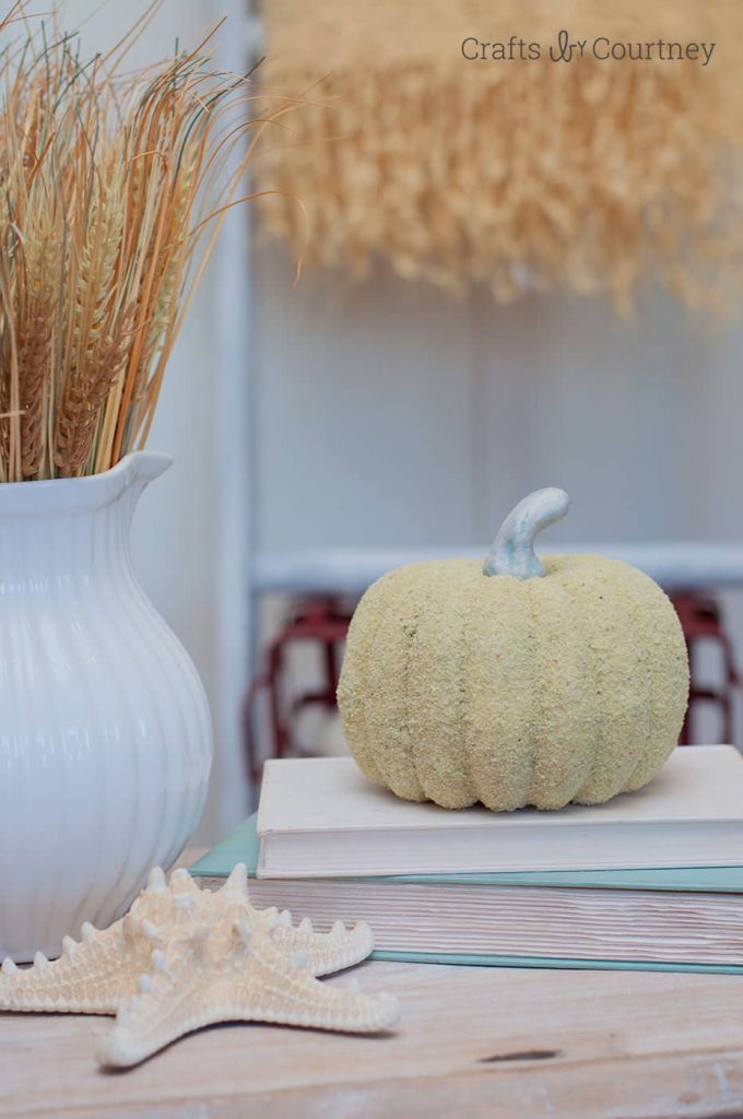 20 Creative Fall Decorating Ideas You'll Love - Noshtastic