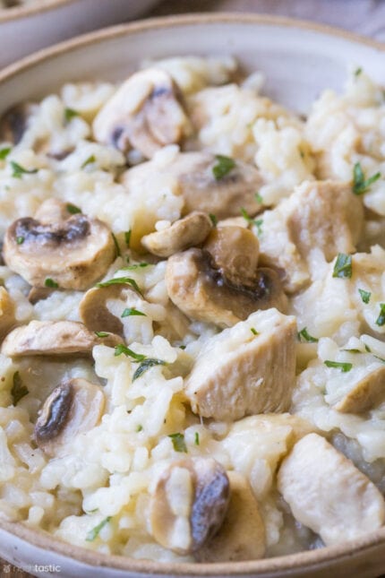 Instant Pot Chicken Risotto (VIDEO!) quick, easy, gluten free - Noshtastic.